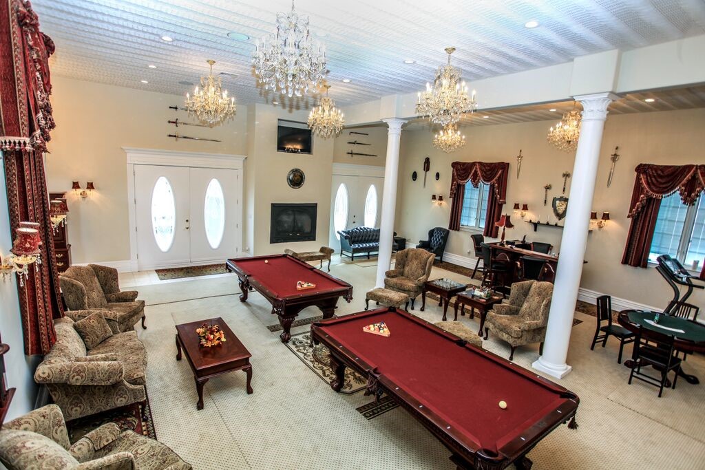 Locations Hub - The Mansion at Double R Ranch