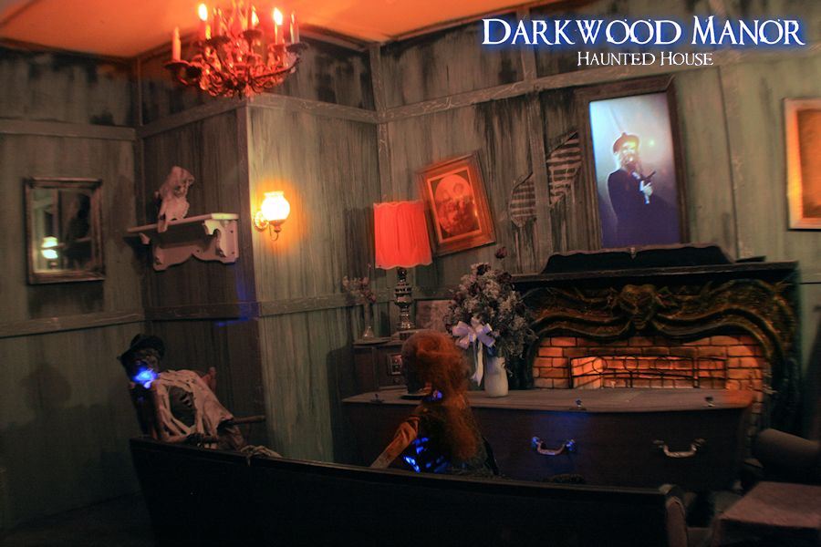 Locations Hub - DarkWood Manor