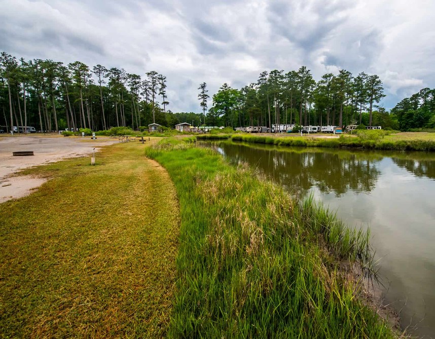 Locations Hub - Camp Cardinal RV Resort