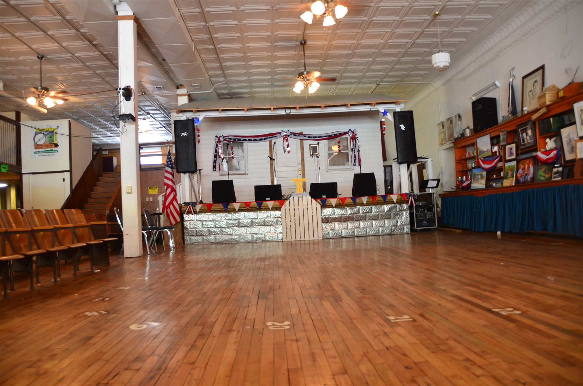 Locations Hub - Lays Hardware