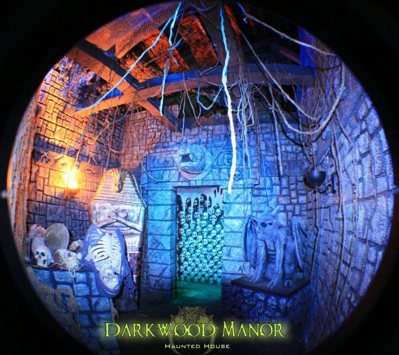 Locations Hub - DarkWood Manor