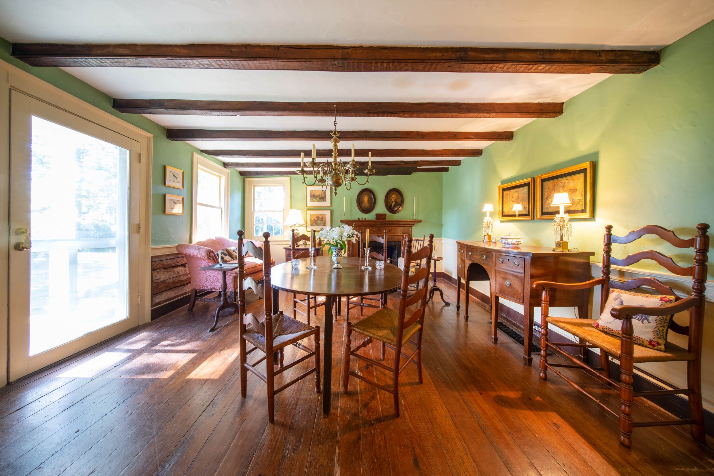 Locations Hub - Hollymead House