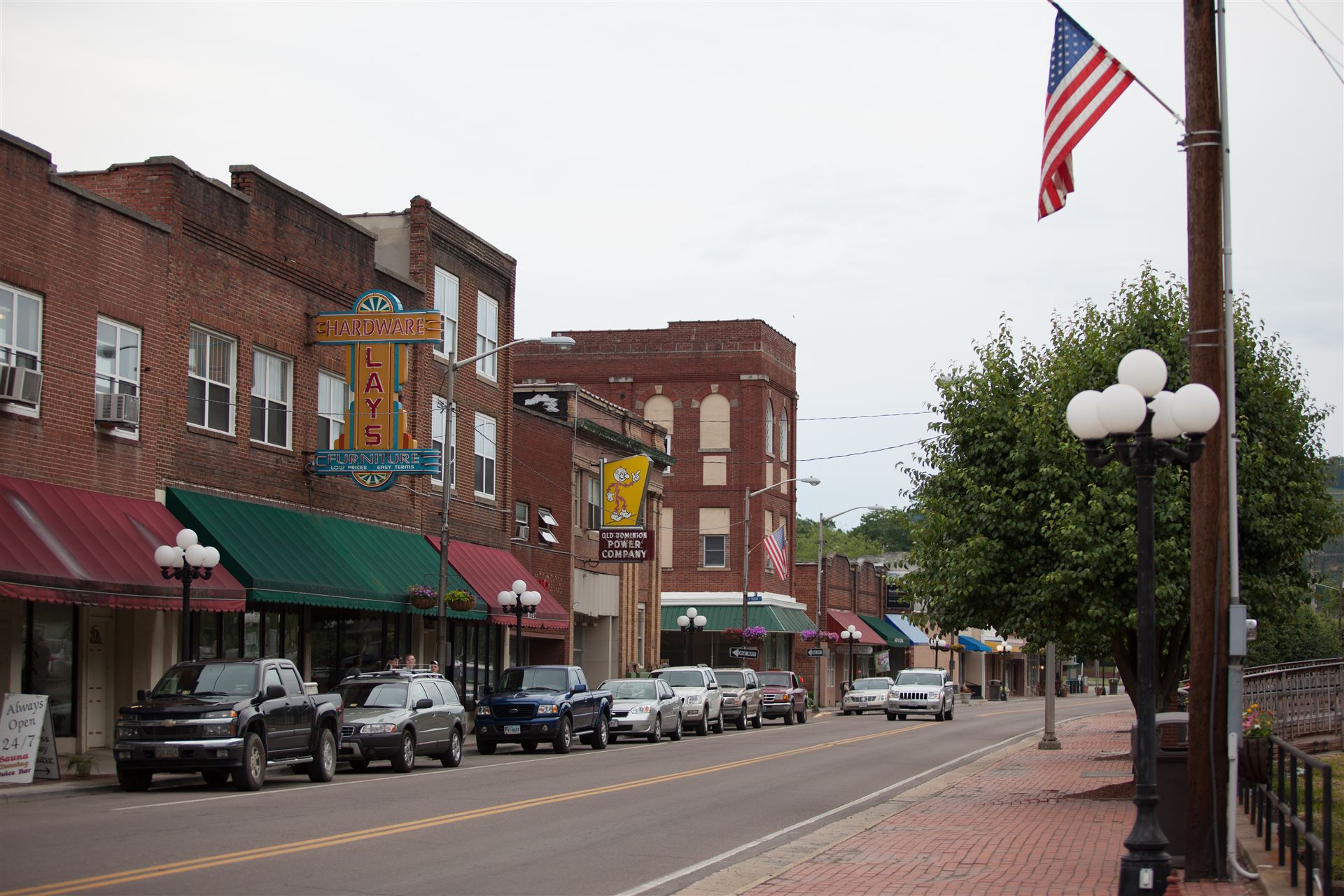 Locations Hub - Lays Hardware