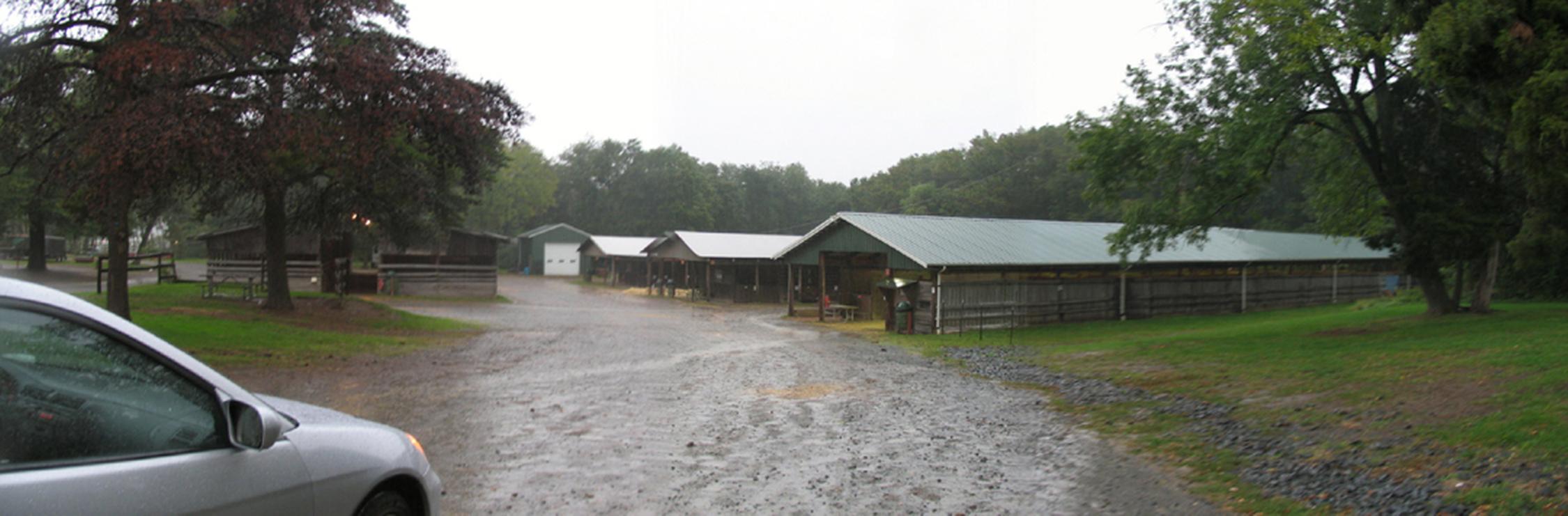 Locations Hub - Frying Pan Farm Park