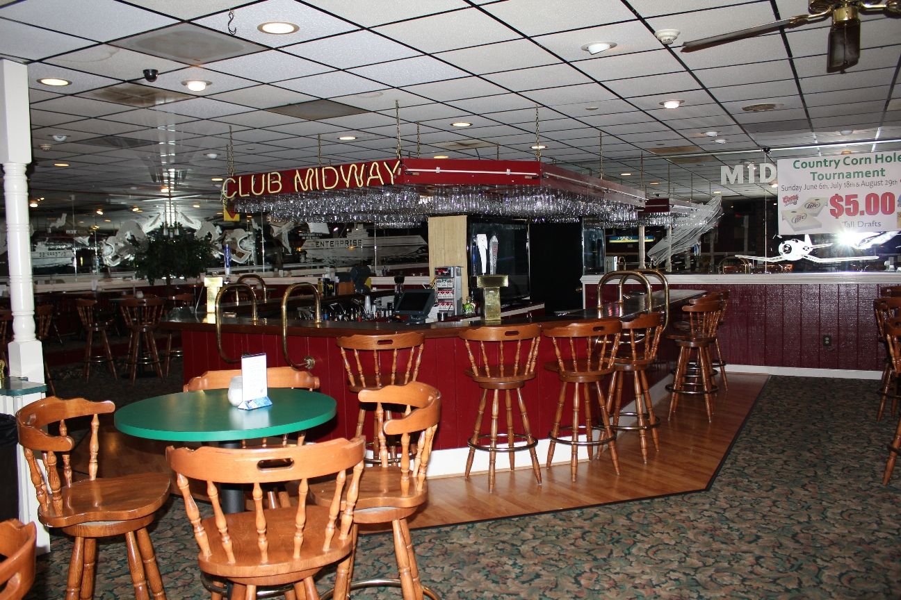 Locations Hub - Midway Lounge