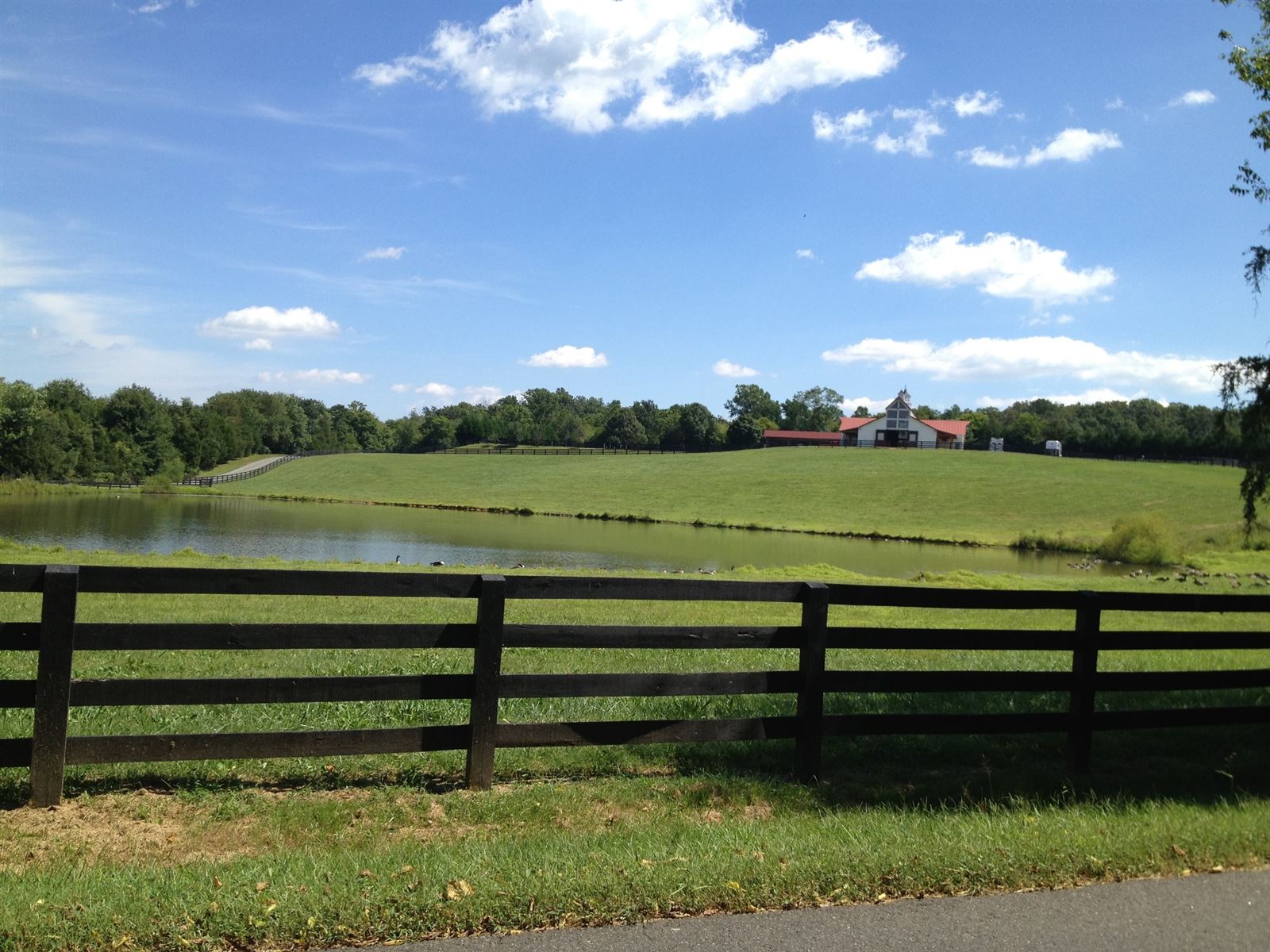 Locations Hub - Locust Hill Farm