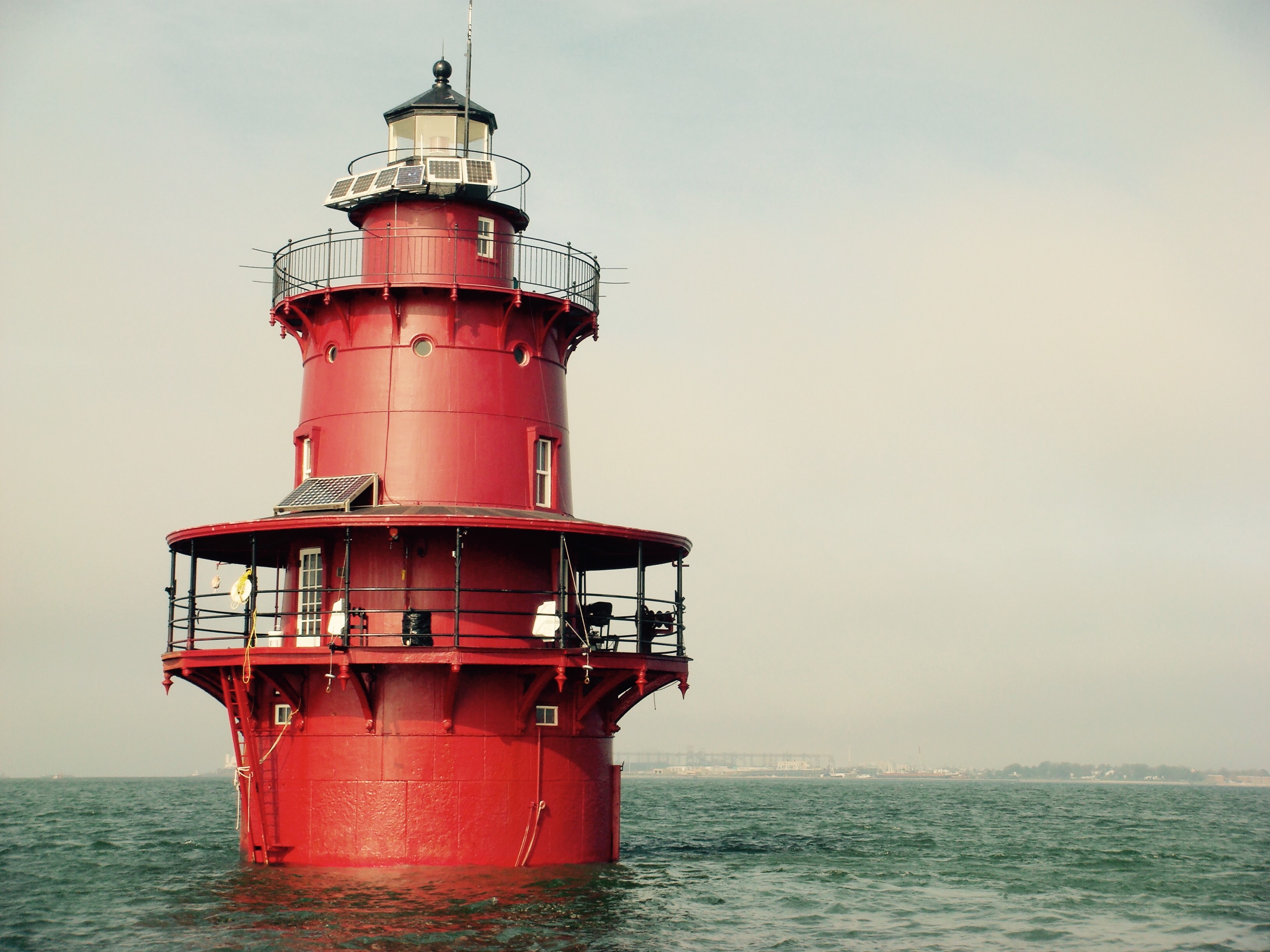 Locations Hub - Middle Ground Lighthouse