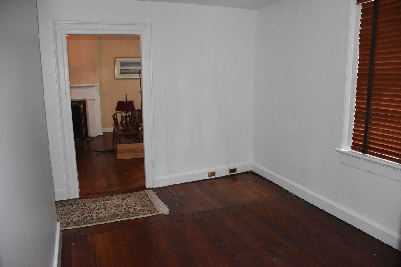 Locations Hub - Adam Craig House