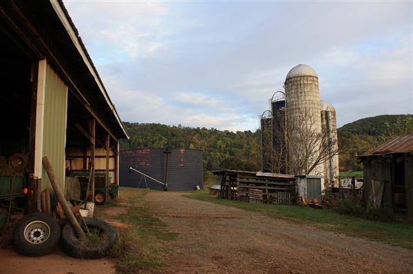 Locations Hub - Thomas Dairy Farm
